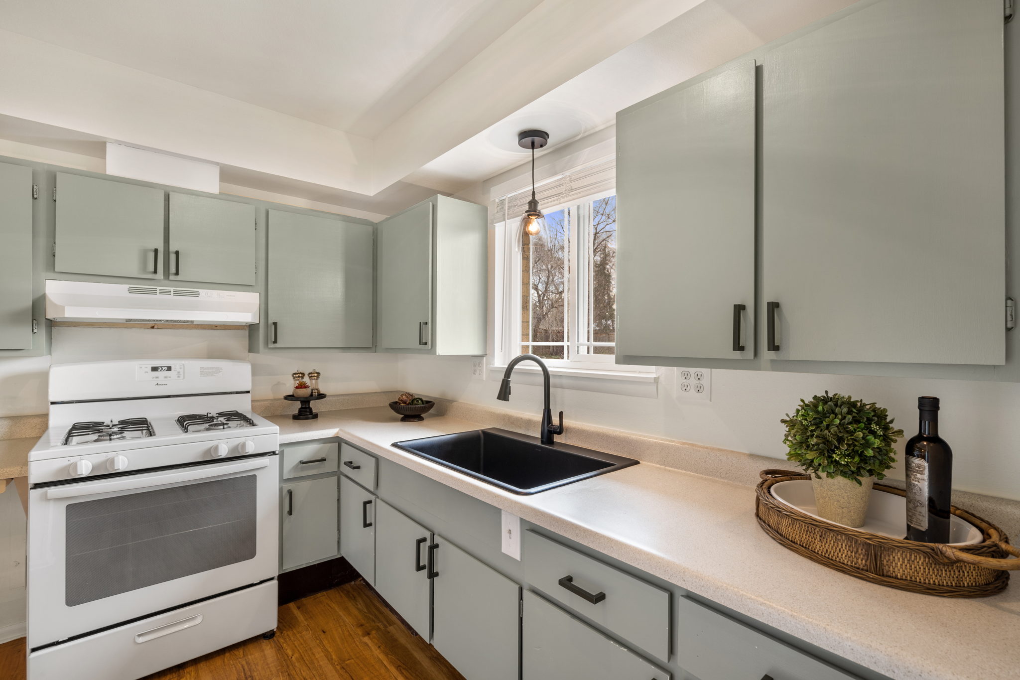 Park Street – Helix Property Management, LLC